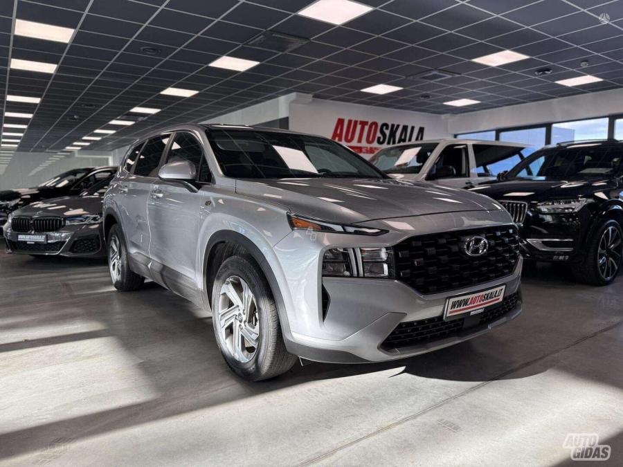 Grey Hyundai Santa Fe 2021 in Klaipeda, with an engine capacity of 2.50 L and mileage of 44 thousand km for 22750 €, photo 22 on AUTOMOTO.COM.LV