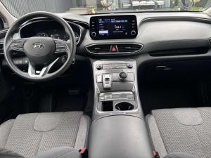 Grey Hyundai Santa Fe 2021 in Klaipeda, with an engine capacity of 2.50 L and mileage of 45 thousand km for 23500 €, photo 31 on AUTOMOTO.COM.LV