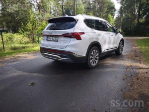 Pelēks Hyundai Santa Fe 2021 Rīga, ar dzinēja tilpumu 1.60 L un nobraukumu 38 tūkst. km par 29800 €, foto 4 vietnē AUTOMOTO.COM.LV