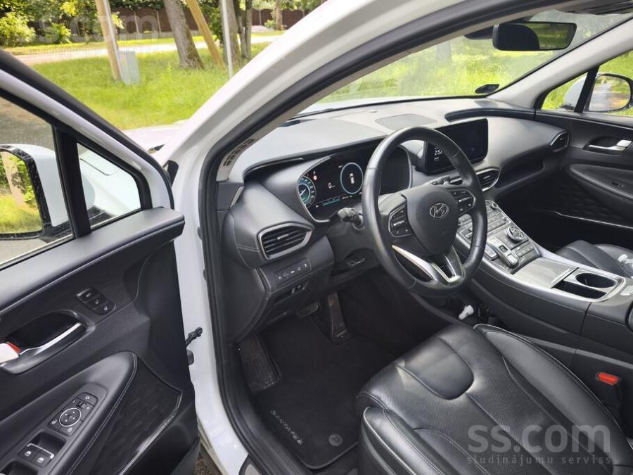 Pelēks Hyundai Santa Fe 2021 Rīga, ar dzinēja tilpumu 1.60 L un nobraukumu 38 tūkst. km par 29800 €, foto 8 vietnē AUTOMOTO.COM.LV