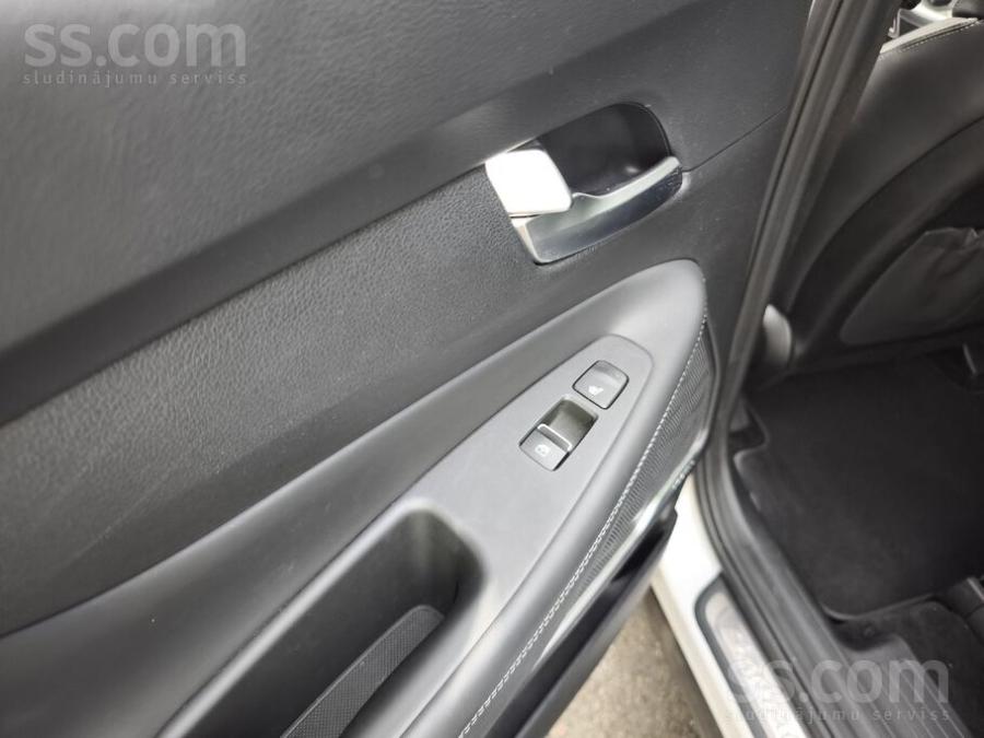 Pelēks Hyundai Santa Fe 2021 Rīga, ar dzinēja tilpumu 1.60 L un nobraukumu 38 tūkst. km par 29800 €, foto 10 vietnē AUTOMOTO.COM.LV
