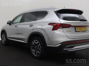 Pelēks Hyundai Santa Fe 2022 Rīga, ar dzinēja tilpumu 1.60 L un nobraukumu 164 tūkst. km par 24900 €, foto 4 vietnē AUTOMOTO.COM.LV