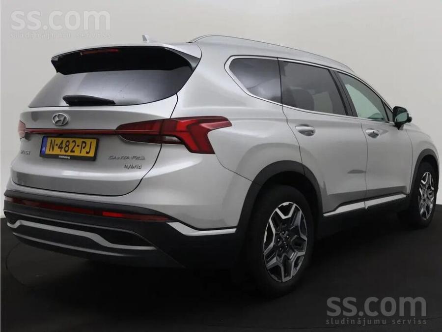 Pelēks Hyundai Santa Fe 2022 Rīga, ar dzinēja tilpumu 1.60 L un nobraukumu 164 tūkst. km par 24900 €, foto 5 vietnē AUTOMOTO.COM.LV