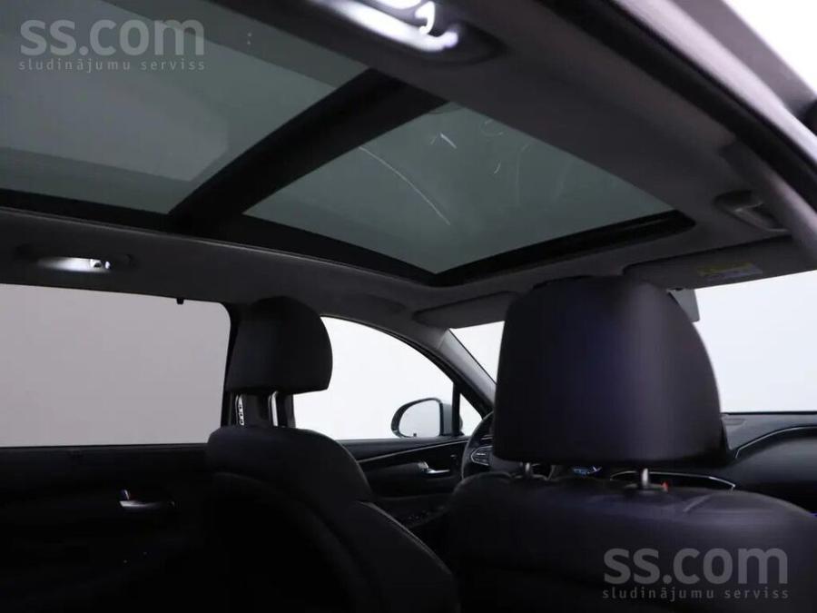 Pelēks Hyundai Santa Fe 2022 Rīga, ar dzinēja tilpumu 1.60 L un nobraukumu 164 tūkst. km par 24900 €, foto 9 vietnē AUTOMOTO.COM.LV