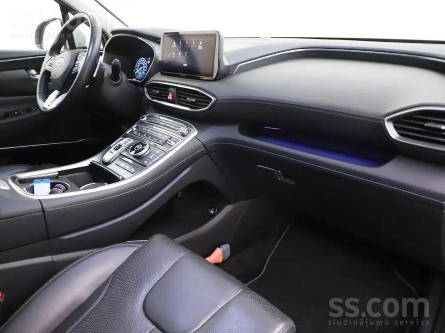 Pelēks Hyundai Santa Fe 2022 Rīga, ar dzinēja tilpumu 1.60 L un nobraukumu 164 tūkst. km par 24900 €, foto 16 vietnē AUTOMOTO.COM.LV