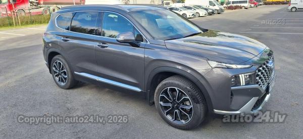 Grey Hyundai Santa Fe 2023 in Tallinn, with an engine capacity of 1.60 L and mileage of 28 thousand km for 42500 €, photo 11 on AUTOMOTO.COM.LV