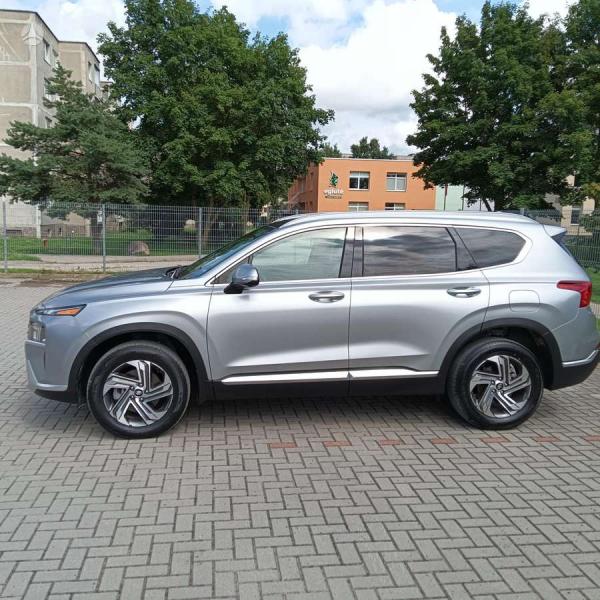 Pelēks Hyundai Santa Fe 2023 Radviliškis, ar dzinēja tilpumu 2.50 L un nobraukumu 31 tūkst. km par 22700 €, foto 7 vietnē AUTOMOTO.COM.LV