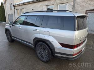 Pelēks Hyundai Santa Fe 2024 Rīga, ar dzinēja tilpumu 1.60 L un nobraukumu 13 tūkst. km par 44000 €, foto 5 vietnē AUTOMOTO.COM.LV