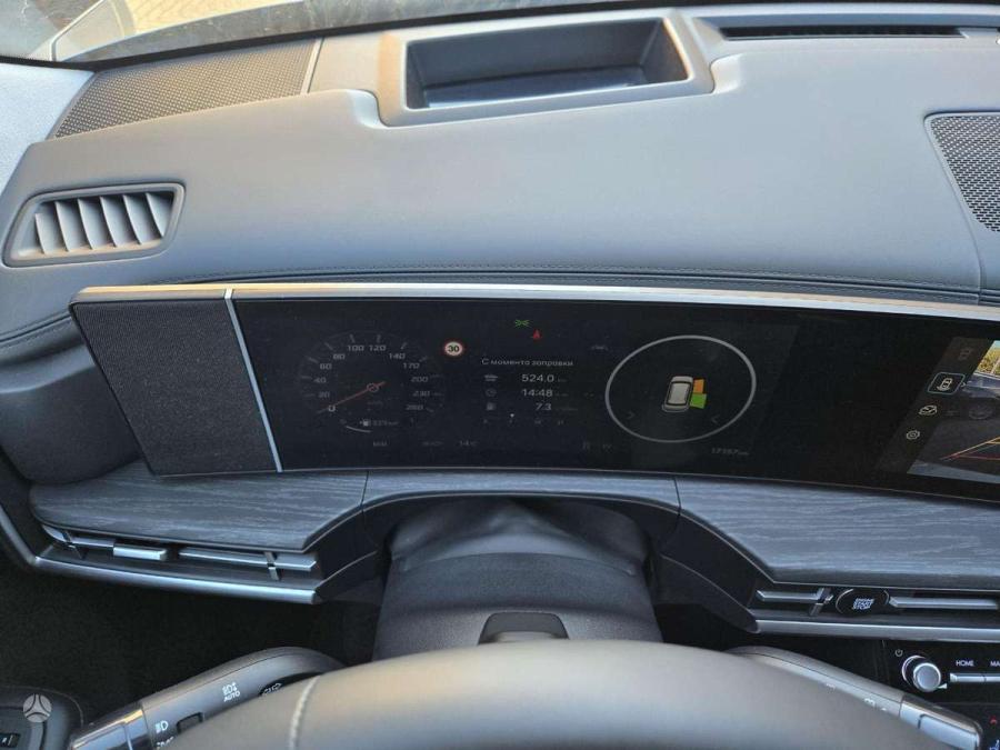 Grey Hyundai Santa Fe 2024 in Siauliai, with an engine capacity of 1.60 L and mileage of 17 thousand km for 42900 €, photo 6 on AUTOMOTO.COM.LV