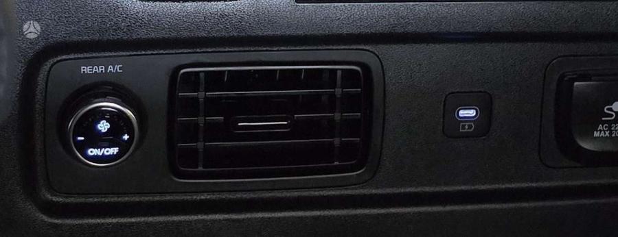 Grey Hyundai Santa Fe 2025 in Siauliai, with an engine capacity of 1.60 L and mileage of 58 thousand km for 46900 €, photo 30 on AUTOMOTO.COM.LV