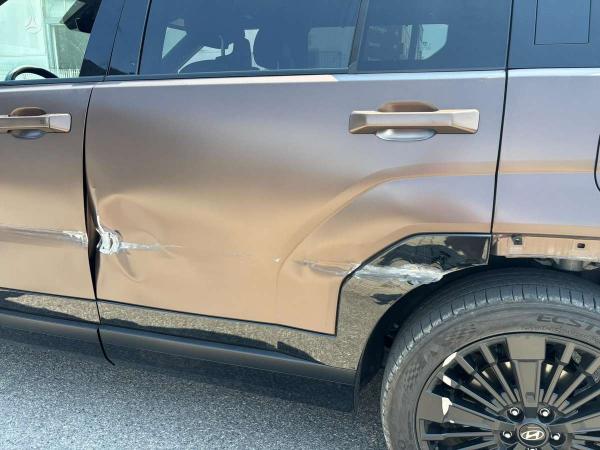 Pelēks Hyundai Santa Fe 2025 Šauļi, ar dzinēja tilpumu 1.60 L un nobraukumu 25 tūkst. km par 31500 €, foto 5 vietnē AUTOMOTO.COM.LV