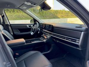 Pelēks Hyundai Santa Fe 2025 Viļņa, ar dzinēja tilpumu 2.50 L un nobraukumu 33 tūkst. km par 34999 €, foto 24 vietnē AUTOMOTO.COM.LV