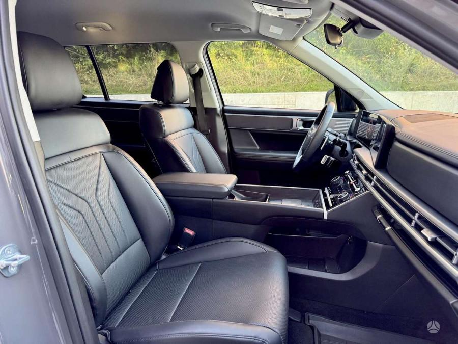 Pelēks Hyundai Santa Fe 2025 Viļņa, ar dzinēja tilpumu 2.50 L un nobraukumu 33 tūkst. km par 33999 €, foto 19 vietnē AUTOMOTO.COM.LV