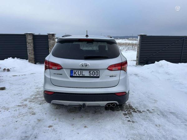 Pelēks Hyundai Santa Fe 2015 Kretinga, ar dzinēja tilpumu 2.00 L un nobraukumu 204 tūkst. km par 12650 €, foto 7 vietnē AUTOMOTO.COM.LV