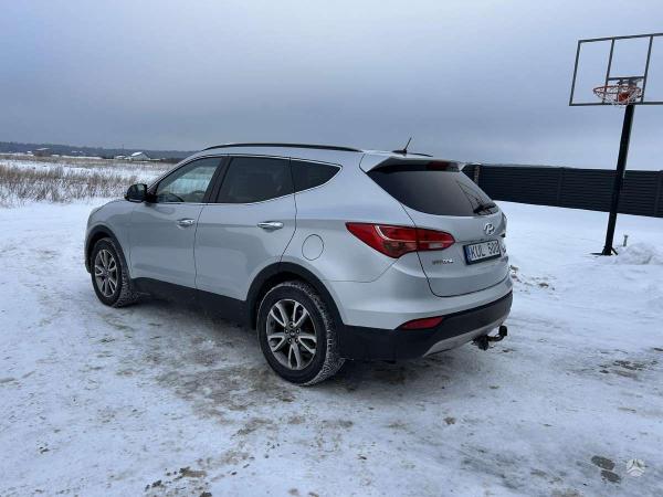 Pelēks Hyundai Santa Fe 2015 Kretinga, ar dzinēja tilpumu 2.00 L un nobraukumu 204 tūkst. km par 12650 €, foto 8 vietnē AUTOMOTO.COM.LV