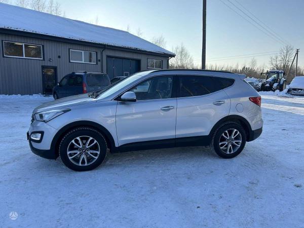 Pelēks Hyundai Santa Fe 2015 Kretinga, ar dzinēja tilpumu 2.00 L un nobraukumu 204 tūkst. km par 11950 €, foto 10 vietnē AUTOMOTO.COM.LV