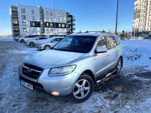 Grey Hyundai Santa Fe 2006 in Tallinn, with an engine capacity of 2.20 L and mileage of 221 thousand km for 4499 €, photo  on AUTOMOTO.COM.LV