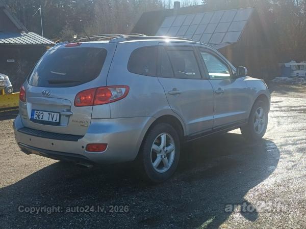 Pelēks Hyundai Santa Fe 2007 Elva, ar dzinēja tilpumu 2.20 L un nobraukumu 336 tūkst. km par 3500 €, foto 3 vietnē AUTOMOTO.COM.LV