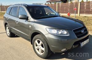 Pelēks Hyundai Santa Fe 2009 Rīga, ar dzinēja tilpumu 2.20 L un nobraukumu 200 tūkst. km par 4900 €, foto  vietnē AUTOMOTO.COM.LV