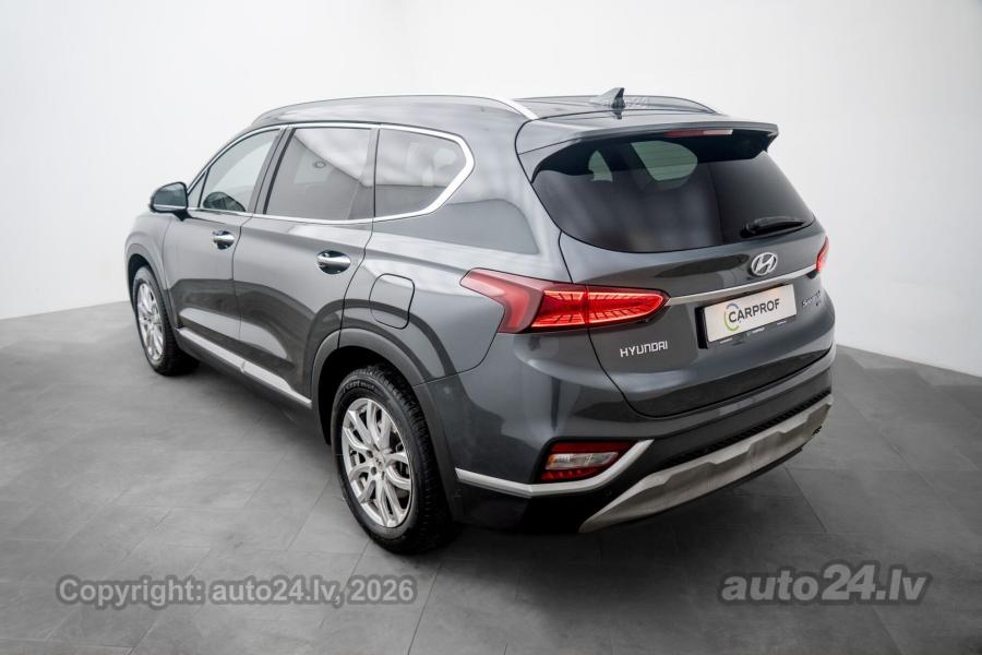 Pelēks Hyundai Santa Fe 2020 Tallina, ar dzinēja tilpumu 2.20 L un nobraukumu 105 tūkst. km par 22999 €, foto 8 vietnē AUTOMOTO.COM.LV