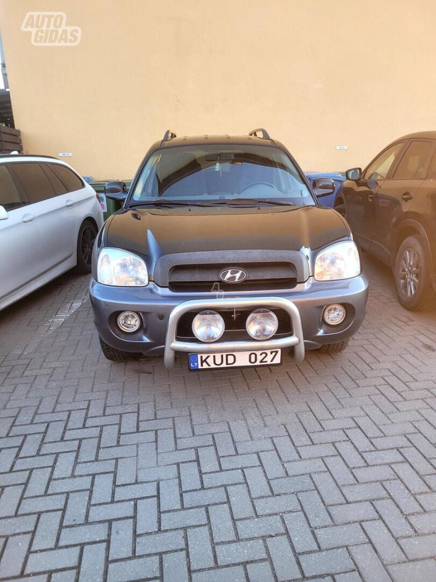 Hyundai Santa Fe 2006 in Kaunas, with an engine capacity of 2.40 L and mileage of 299 thousand km for 1500 €, photo 3 on AUTOMOTO.COM.LV