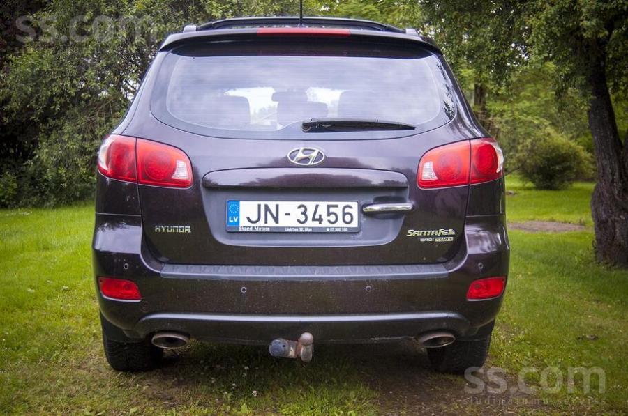 Sarkans Hyundai Santa Fe 2006 Ogre, ar dzinēja tilpumu 2.20 L un nobraukumu 181 tūkst. km par 4000 €, foto 2 vietnē AUTOMOTO.COM.LV
