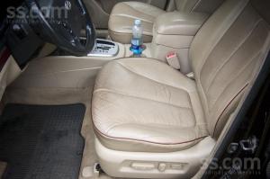 Sarkans Hyundai Santa Fe 2006 Ogre, ar dzinēja tilpumu 2.20 L un nobraukumu 181 tūkst. km par 4000 €, foto 10 vietnē AUTOMOTO.COM.LV