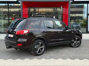 Sarkans Hyundai Santa Fe 2007 Rīga, ar dzinēja tilpumu 2.20 L un nobraukumu 313 tūkst. km par 2990 €, foto 6 vietnē AUTOMOTO.COM.LV