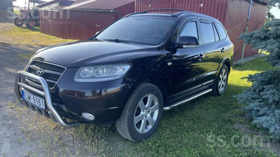 Sarkans Hyundai Santa Fe 2009 Dobele, ar dzinēja tilpumu 2.20 L un nobraukumu 295 tūkst. km par 3800 €, foto 4 vietnē AUTOMOTO.COM.LV
