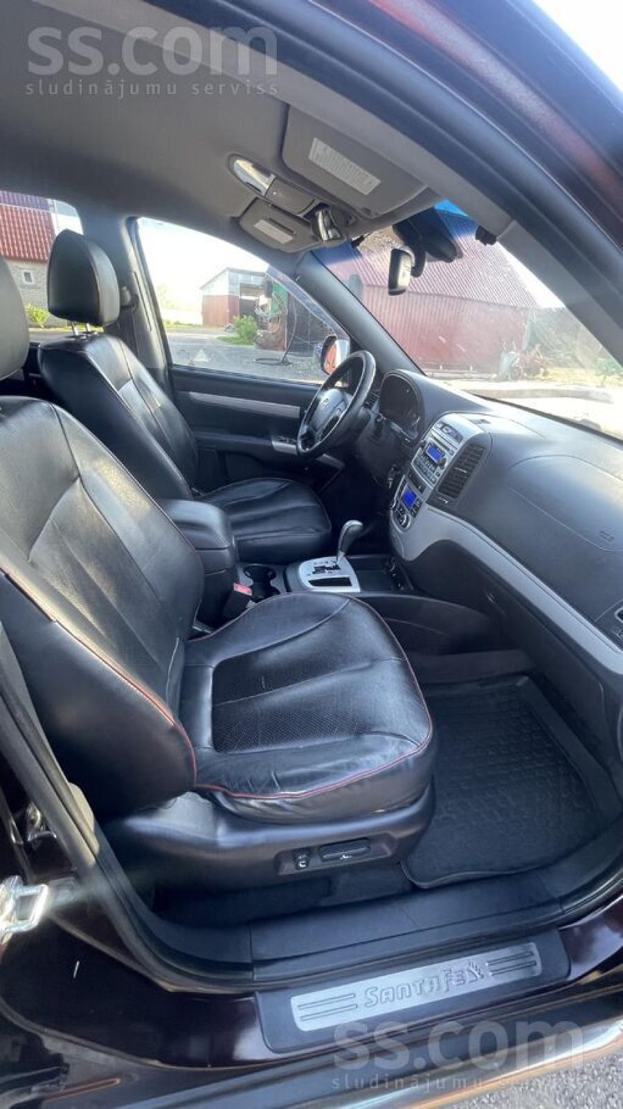 Sarkans Hyundai Santa Fe 2009 Dobele, ar dzinēja tilpumu 2.20 L un nobraukumu 295 tūkst. km par 3800 €, foto 9 vietnē AUTOMOTO.COM.LV