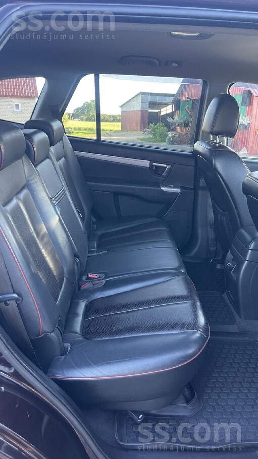 Sarkans Hyundai Santa Fe 2009 Dobele, ar dzinēja tilpumu 2.20 L un nobraukumu 295 tūkst. km par 3800 €, foto 11 vietnē AUTOMOTO.COM.LV