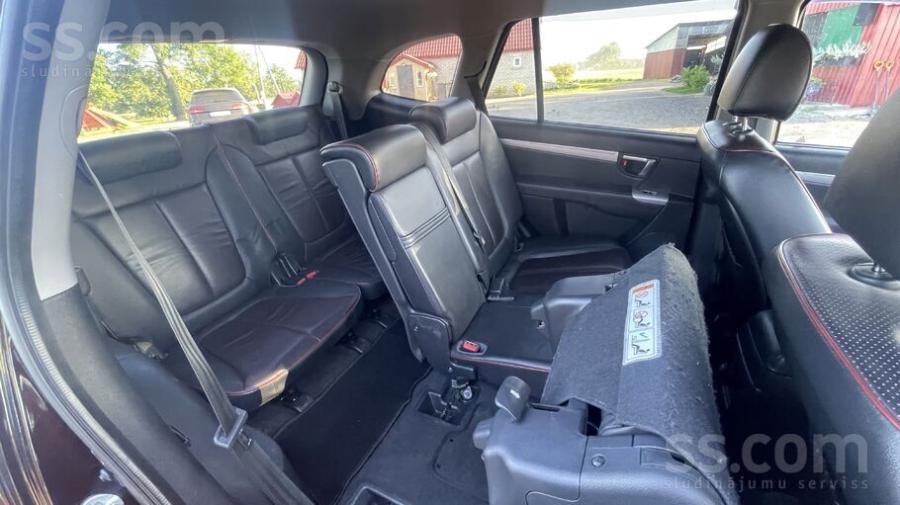 Sarkans Hyundai Santa Fe 2009 Dobele, ar dzinēja tilpumu 2.20 L un nobraukumu 295 tūkst. km par 3800 €, foto 13 vietnē AUTOMOTO.COM.LV