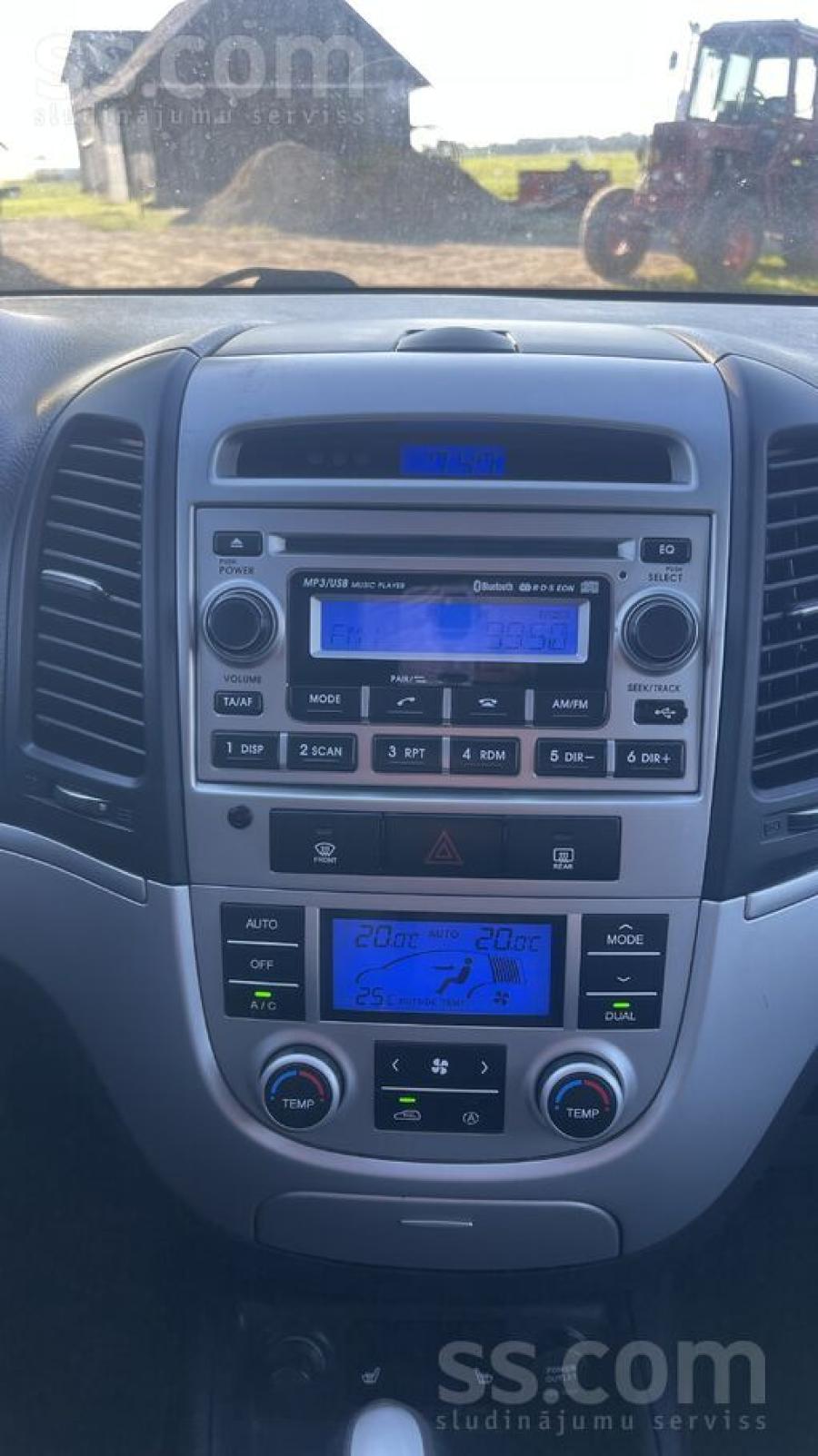 Sarkans Hyundai Santa Fe 2009 Dobele, ar dzinēja tilpumu 2.20 L un nobraukumu 295 tūkst. km par 3800 €, foto 17 vietnē AUTOMOTO.COM.LV