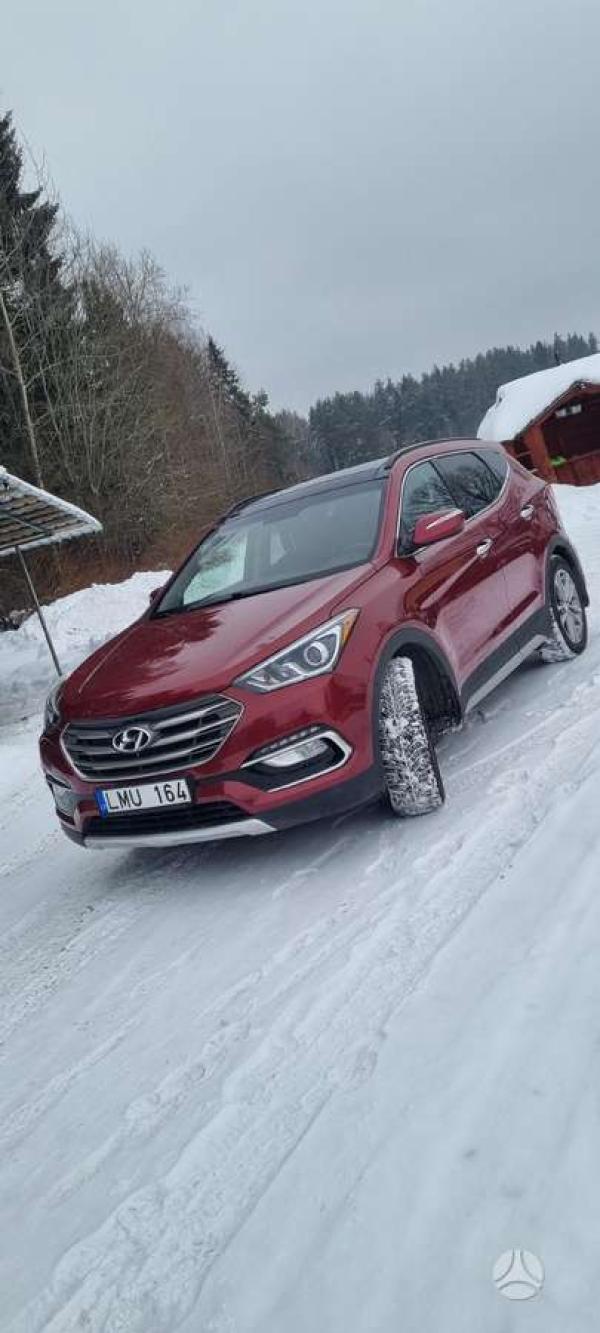 Red Hyundai Santa Fe 2017 in Vilnius, with an engine capacity of 2.00 L and mileage of 58 thousand km for 14800 €, photo 3 on AUTOMOTO.COM.LV