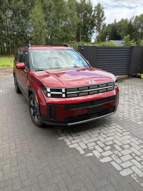 Sarkans Hyundai Santa Fe 2025 Plungė, ar dzinēja tilpumu 1.60 L un nobraukumu 7 tūkst. km par 16150 €, foto 2 vietnē AUTOMOTO.COM.LV