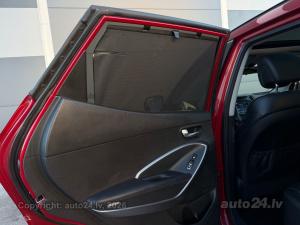 Sarkans Hyundai Santa Fe 2012 Tallina, ar dzinēja tilpumu 2.20 L un nobraukumu 243 tūkst. km par 8990 €, foto 12 vietnē AUTOMOTO.COM.LV