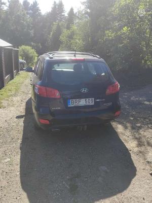 Violets Hyundai Santa Fe 2006 Kauņa, ar dzinēja tilpumu 2.70 L un nobraukumu 200 tūkst. km par 2000 €, foto 4 vietnē AUTOMOTO.COM.LV