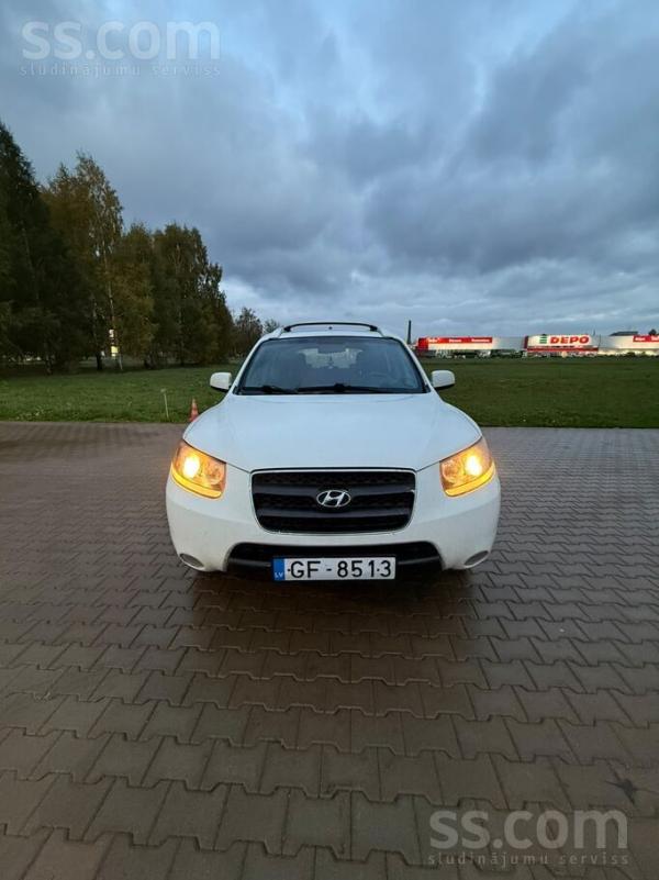 Balts Hyundai Santa Fe 2006 Jēkabpils, ar dzinēja tilpumu 2.20 L un nobraukumu 267 tūkst. km par 2500 €, foto 3 vietnē AUTOMOTO.COM.LV