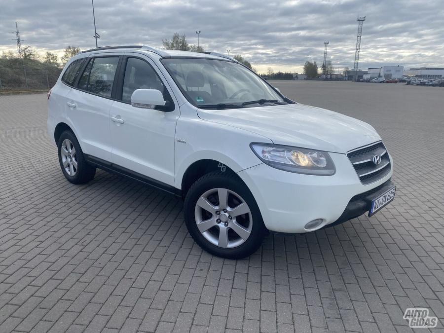 Balts Hyundai Santa Fe 2008 Marijampole, ar dzinēja tilpumu 2.20 L un nobraukumu 275 tūkst. km par 3500 €, foto 1 vietnē AUTOMOTO.COM.LV