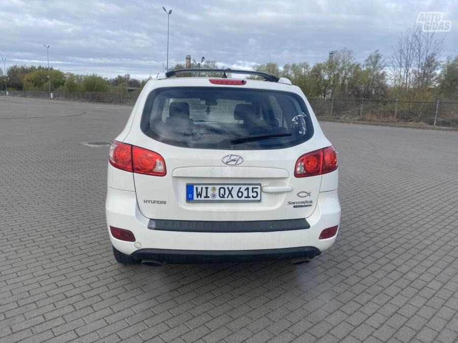 Balts Hyundai Santa Fe 2008 Marijampole, ar dzinēja tilpumu 2.20 L un nobraukumu 275 tūkst. km par 3500 €, foto 7 vietnē AUTOMOTO.COM.LV