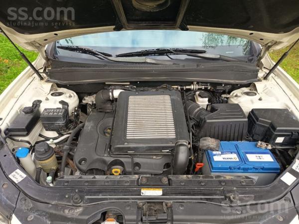 Balts Hyundai Santa Fe 2008 Ogre, ar dzinēja tilpumu 2.20 L un nobraukumu 180 tūkst. km par 4200 €, foto 10 vietnē AUTOMOTO.COM.LV