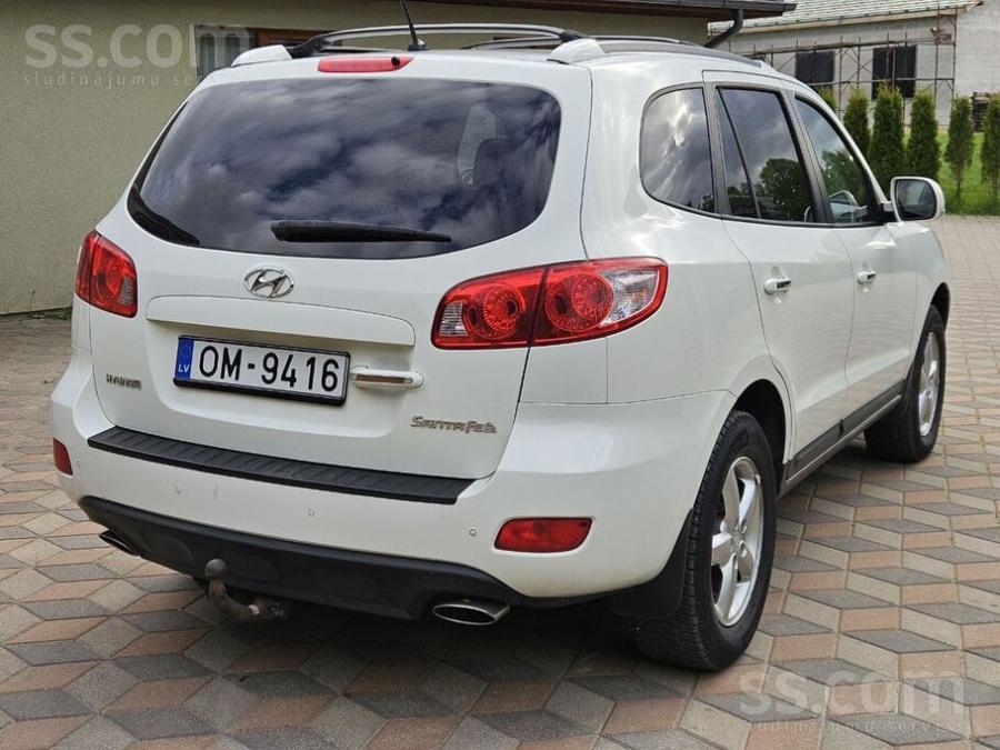 Balts Hyundai Santa Fe 2009 Talsi, ar dzinēja tilpumu 2.20 L un nobraukumu 204 tūkst. km par 5899 €, foto 5 vietnē AUTOMOTO.COM.LV