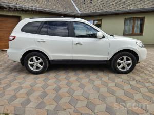 Balts Hyundai Santa Fe 2009 Talsi, ar dzinēja tilpumu 2.20 L un nobraukumu 204 tūkst. km par 5899 €, foto 7 vietnē AUTOMOTO.COM.LV