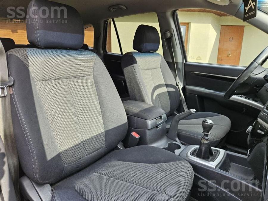 Balts Hyundai Santa Fe 2009 Talsi, ar dzinēja tilpumu 2.20 L un nobraukumu 204 tūkst. km par 5899 €, foto 17 vietnē AUTOMOTO.COM.LV