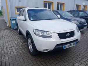 Balts Hyundai Santa Fe 2009 Tauragė, ar dzinēja tilpumu 2.19 L un nobraukumu 220 tūkst. km par 2600 €, foto  vietnē AUTOMOTO.COM.LV