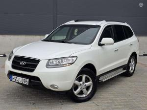 Balts Hyundai Santa Fe 2009 Šauļi, ar dzinēja tilpumu 2.20 L un nobraukumu 340 tūkst. km par 2750 €, foto  vietnē AUTOMOTO.COM.LV