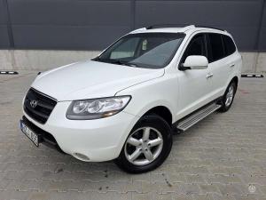 White Hyundai Santa Fe 2009 in Siauliai, with an engine capacity of 2.20 L and mileage of 340 thousand km for 2750 €, photo 3 on AUTOMOTO.COM.LV