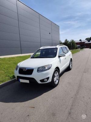 Balts Hyundai Santa Fe 2010 Šauļi, ar dzinēja tilpumu 2.20 L un nobraukumu 246 tūkst. km par 4100 €, foto 5 vietnē AUTOMOTO.COM.LV