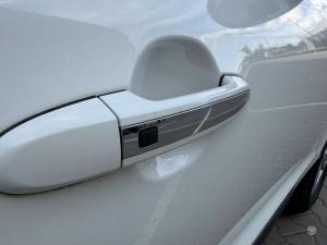 White Hyundai Santa Fe 2010 in Vilnius, with an engine capacity of 2.20 L and mileage of 162 thousand km for 4950 €, photo 11 on AUTOMOTO.COM.LV