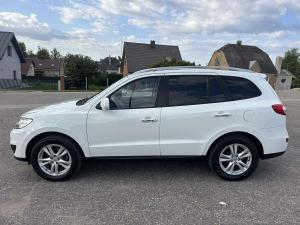 Balts Hyundai Santa Fe 2011 Šauļi, ar dzinēja tilpumu 2.20 L un nobraukumu 283 tūkst. km par 6150 €, foto 5 vietnē AUTOMOTO.COM.LV